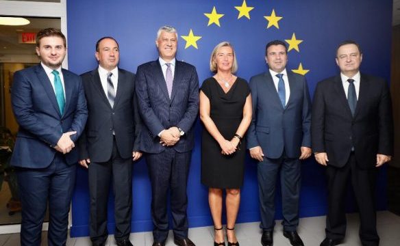 Vuçiq: Kosovës në New York po i ndihmon edhe Gent Cakaj, por ne po ... Vuçiq: Kosovës në New York po i ndihmon edhe Gent Cakaj, por ne po ...