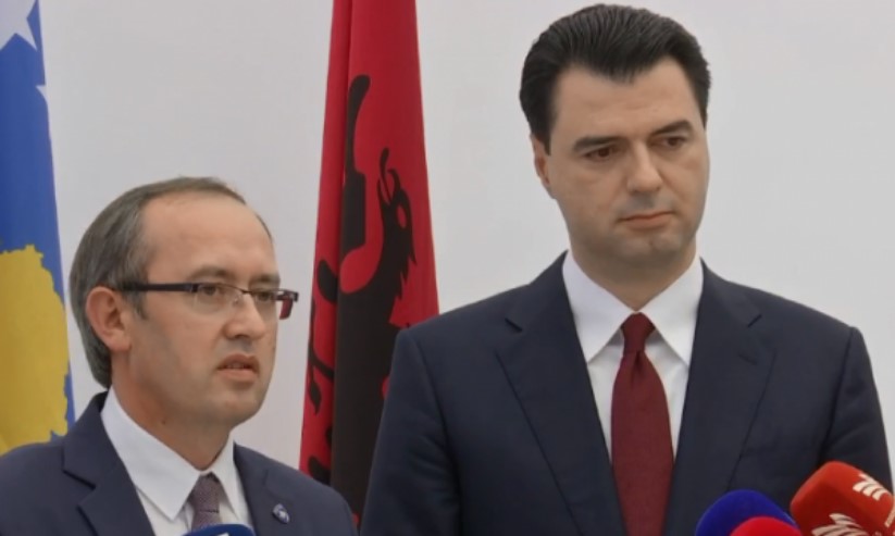 Lulzim Basha i zotohet Hotit: Vendimi i parë sapo të qeverisim, do heq ... Lulzim Basha i zotohet Hotit: Vendimi i parë sapo të qeverisim, do heq ...