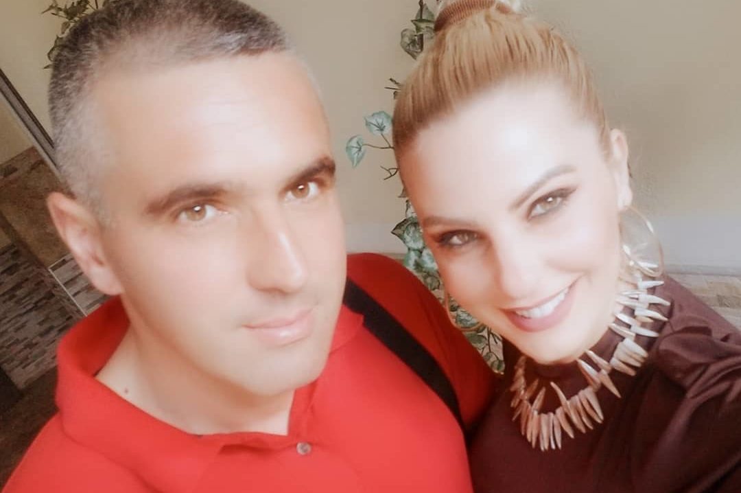 Duda Balje flet për bashkëshortin e saj: Që 30 vite jemi bashkë, nuk di ... Duda Balje flet për bashkëshortin e saj: Që 30 vite jemi bashkë, nuk di ...