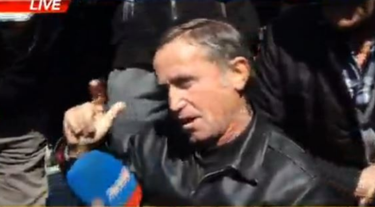 Qytetari në Shqipëri i mllefosur me rritjen e çmimeve: Më mirë kemi ... Qytetari në Shqipëri i mllefosur me rritjen e çmimeve: Më mirë kemi ...