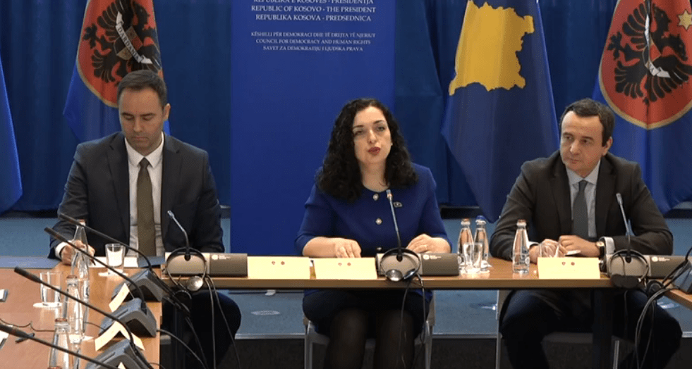 Rritet vlerësimi për punën e Osmanit, bie për të Kurtit dhe Konjufcës Rritet vlerësimi për punën e Osmanit, bie për të Kurtit dhe Konjufcës