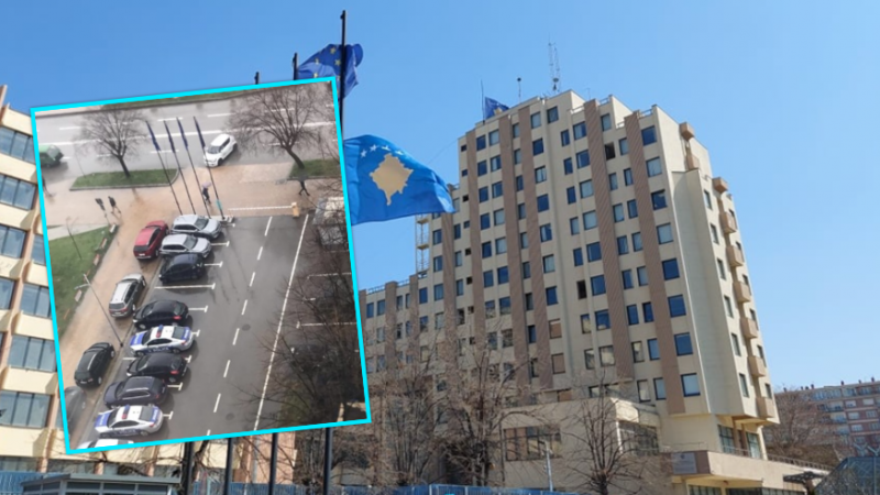 Çfarë kërkoi policia në MPJD sot, oficerë civilë e në uniformë qëndruan ... Çfarë kërkoi policia në MPJD sot, oficerë civilë e në uniformë qëndruan ...